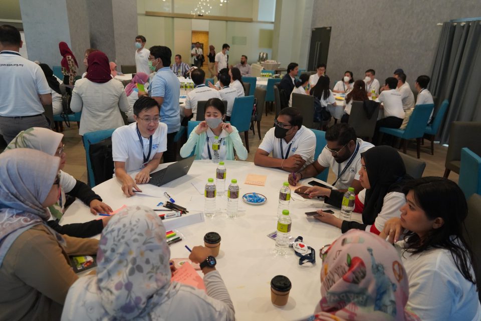 A Decade of Diligence: 2022 YSN-ASM Colloquium - ASM FOCUS